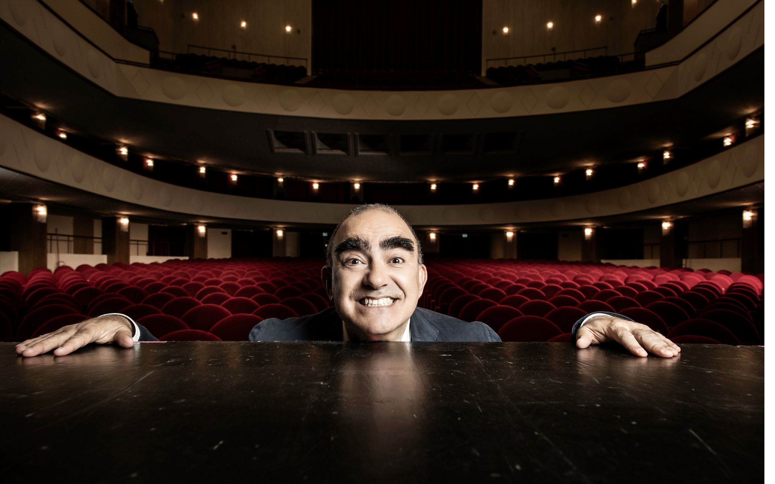 Elio sul palco di "Insieme - il Festival di Paideia" - Fondazione Paideia
